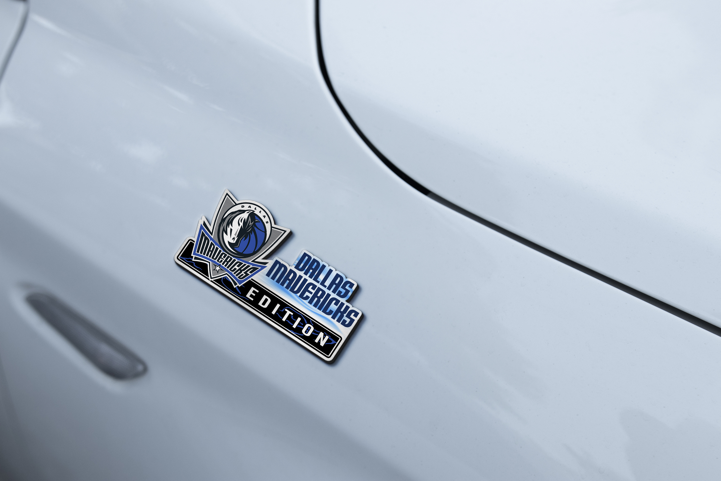 Dallas Mavericks Original Edition Acrylic Car Emblem